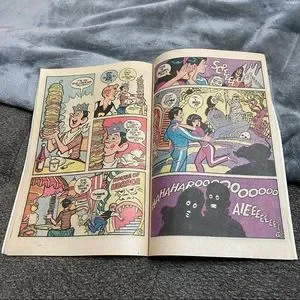 Vintage | Accents | Vintage 981 Spire Christian Comics Archies Roller ...